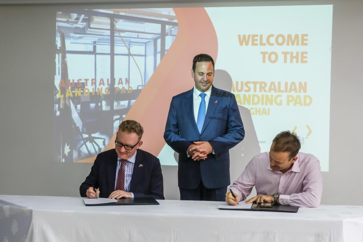 Photo Gallery | Minister for Trade and Tourism